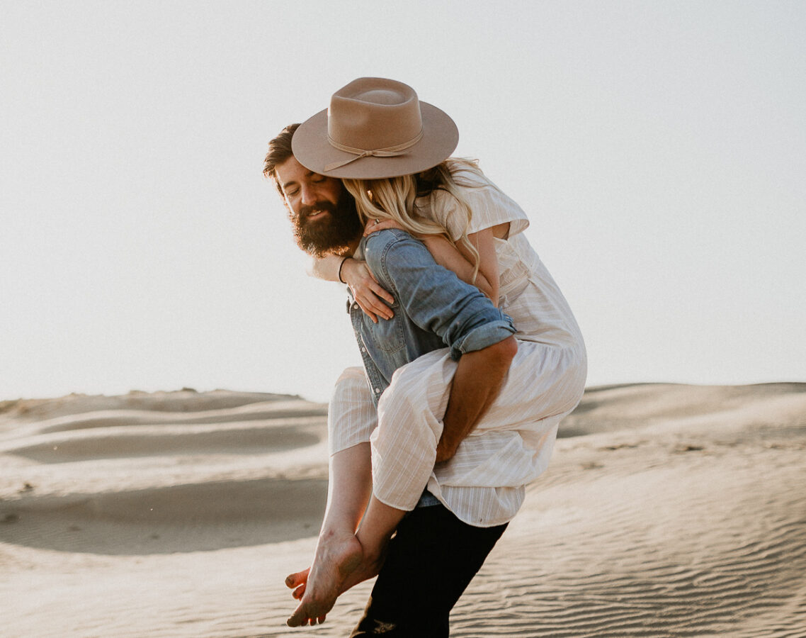 COUPLES / ENGAGEMENTS - meghan doering