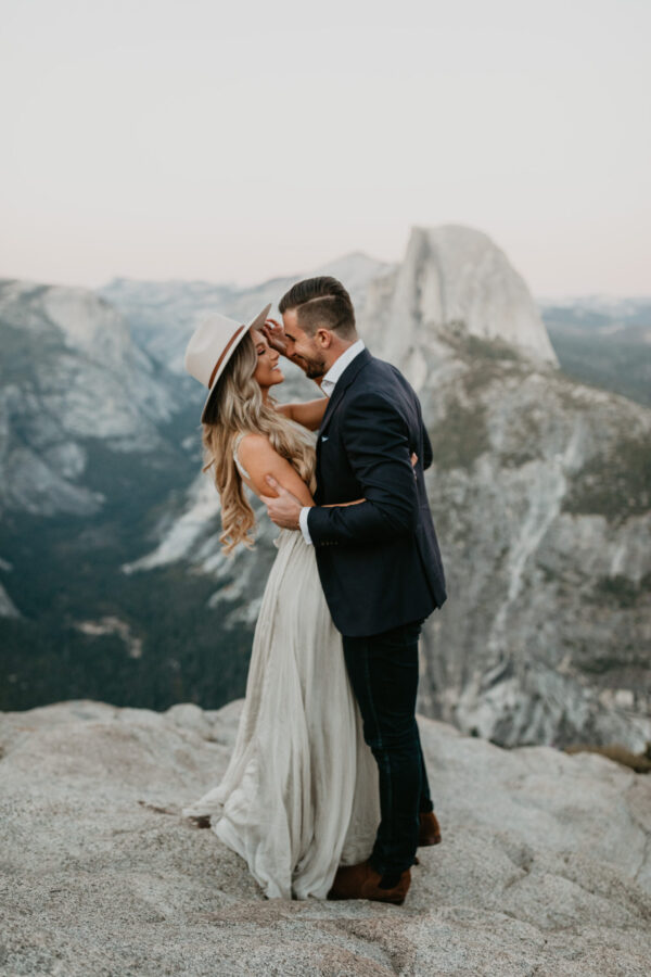 COUPLES / ENGAGEMENTS - meghan doering